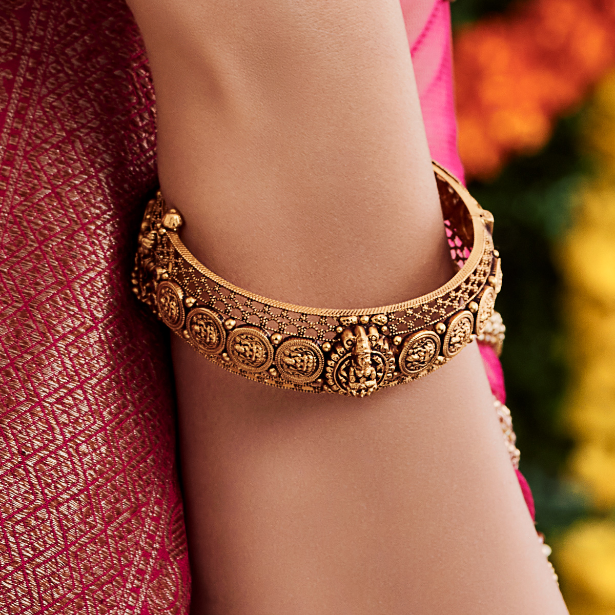 Traditional Karnataka Bridal Jewellery Sets from Joyalukkas